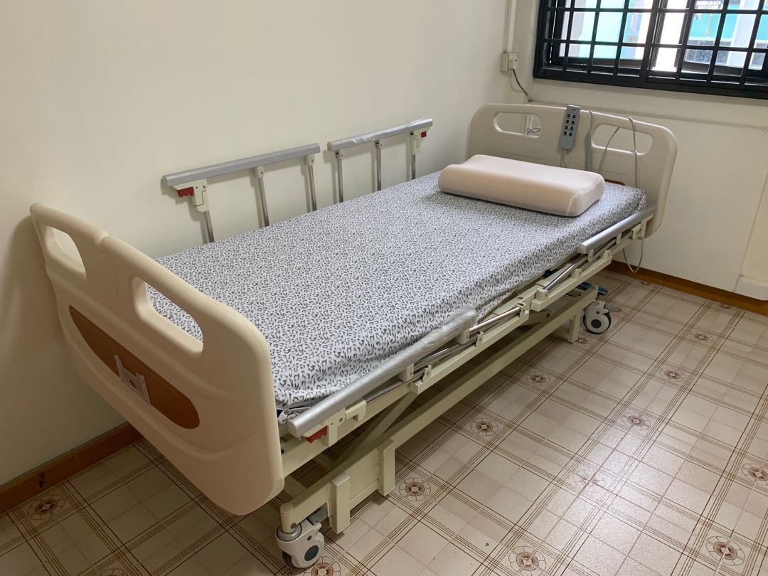 T-Motion Hospital Bed (Motorised), Health & Nutrition, Assistive ...