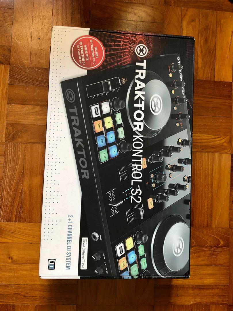 Traktor S2 Mk2 DJ controller, Hobbies & Toys, Music & Media, Musical ...