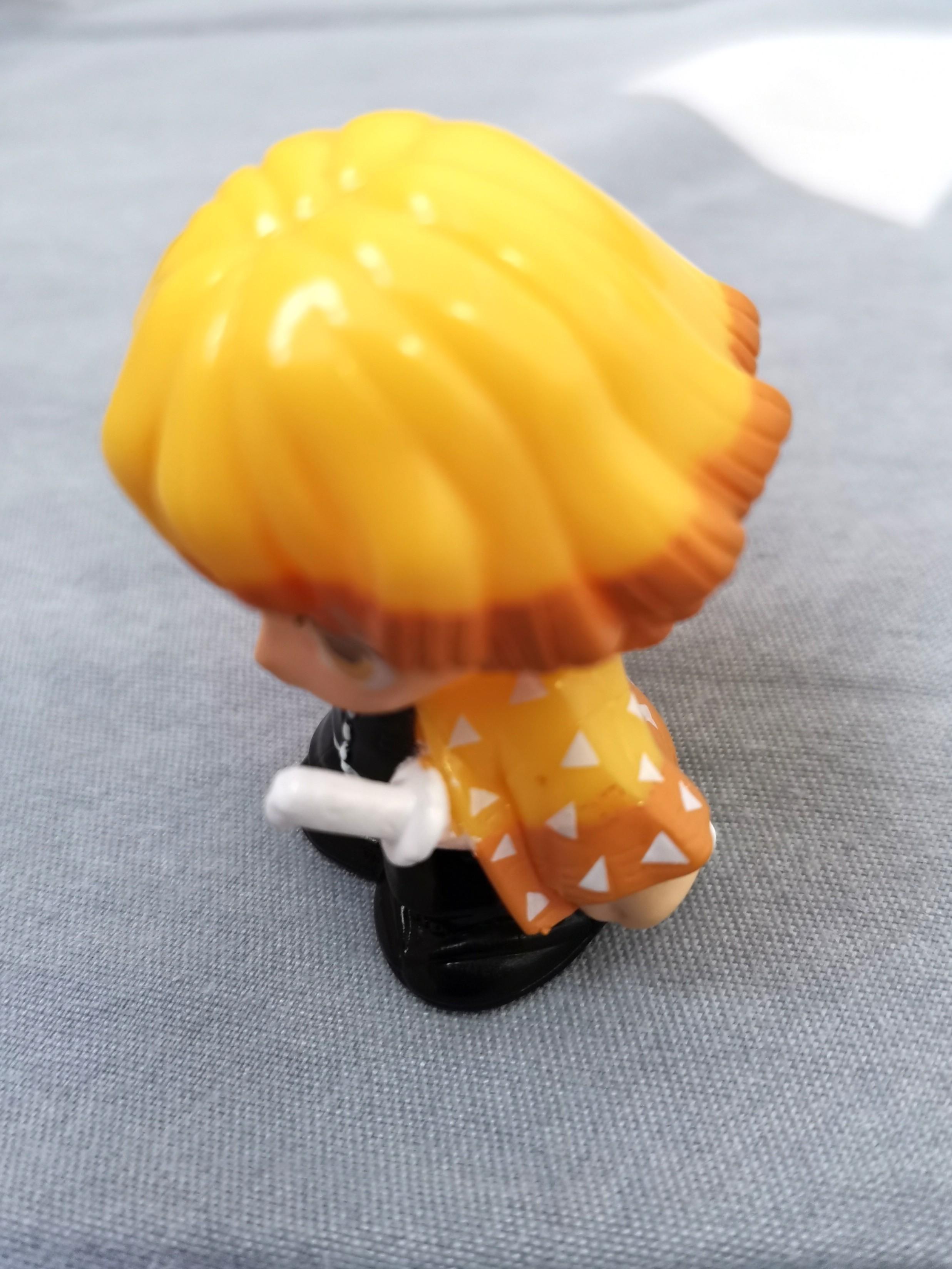 Demon Slayer : Kimetsu No Yaiba - Zenitsu Mini Figure, Hobbies & Toys ...