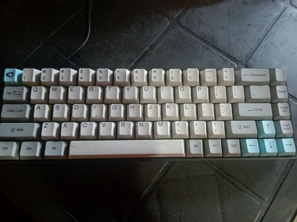 AKKO 3068 (MECH KEYBOARD 68 KEYS WITH DEDICATED ARROW KEYS), Computers ...