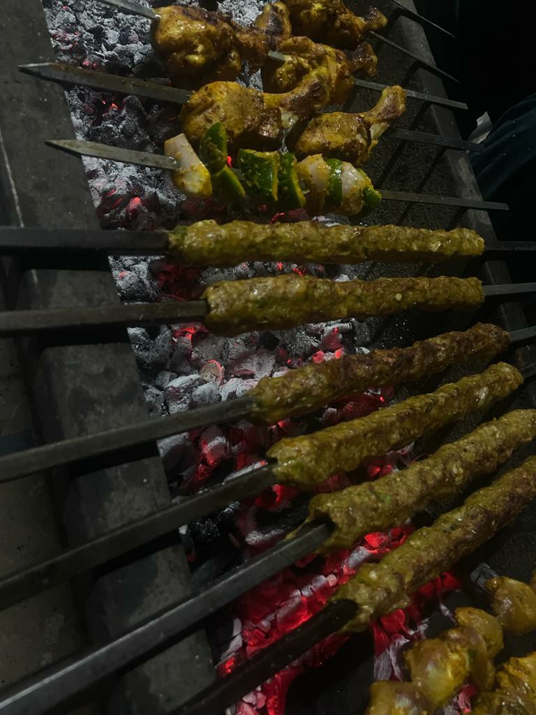 Halal catering, Pakistani Food, Indian Food, Food & Drinks, Packaged ...