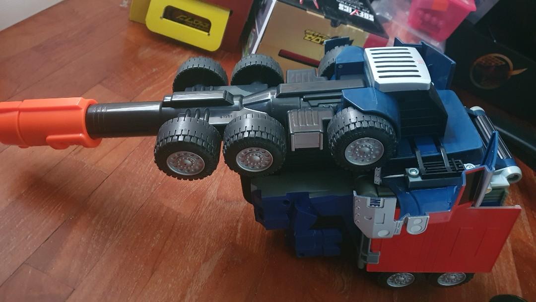 Optimus prime blaster NERF convertable transformers, Hobbies & Toys ...