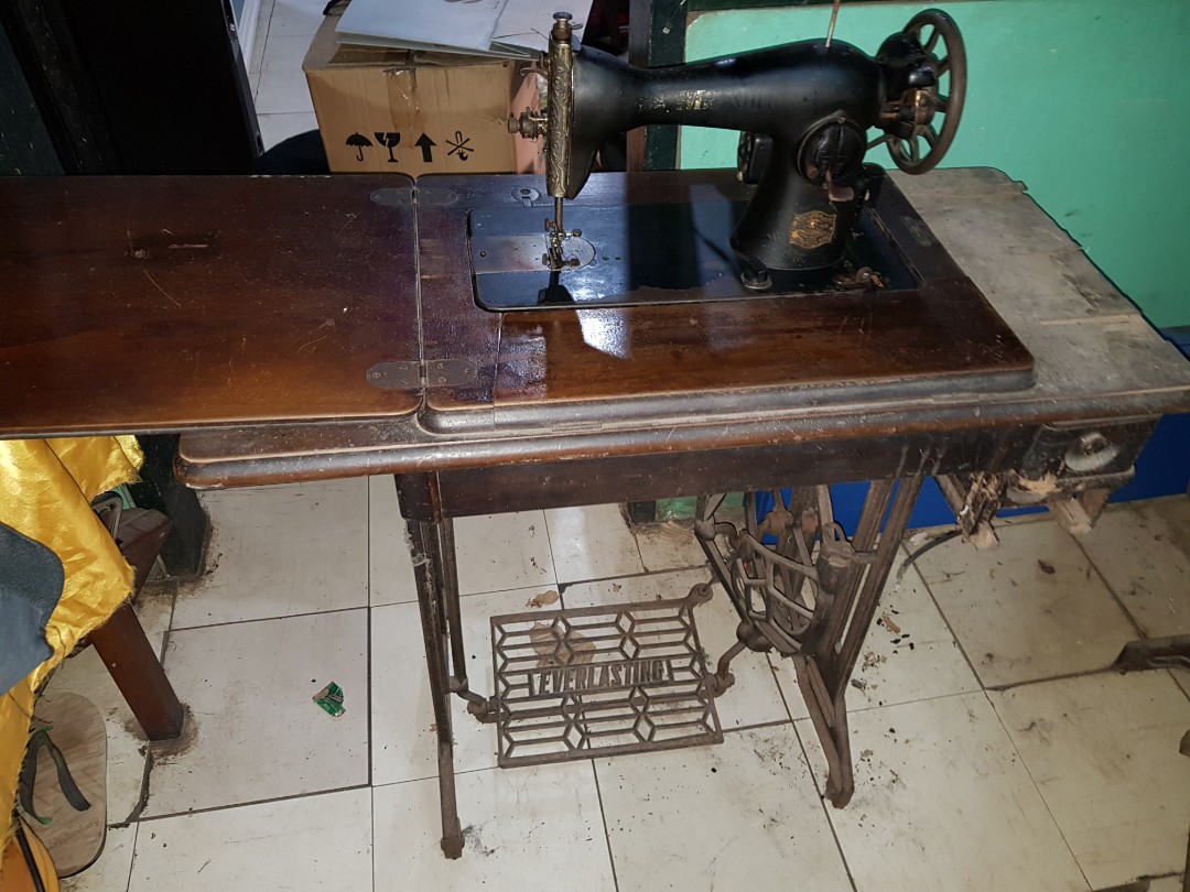Everlasting Brand Sewing Machine, TV & Home Appliances, Other Home ...