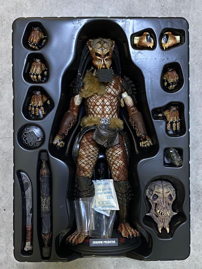 HOT TOYS TRACKER PREDATOR (PREDATORS) & SHADOW PREDATOR (PREDATORS), Hobbies & Toys, Toys ...