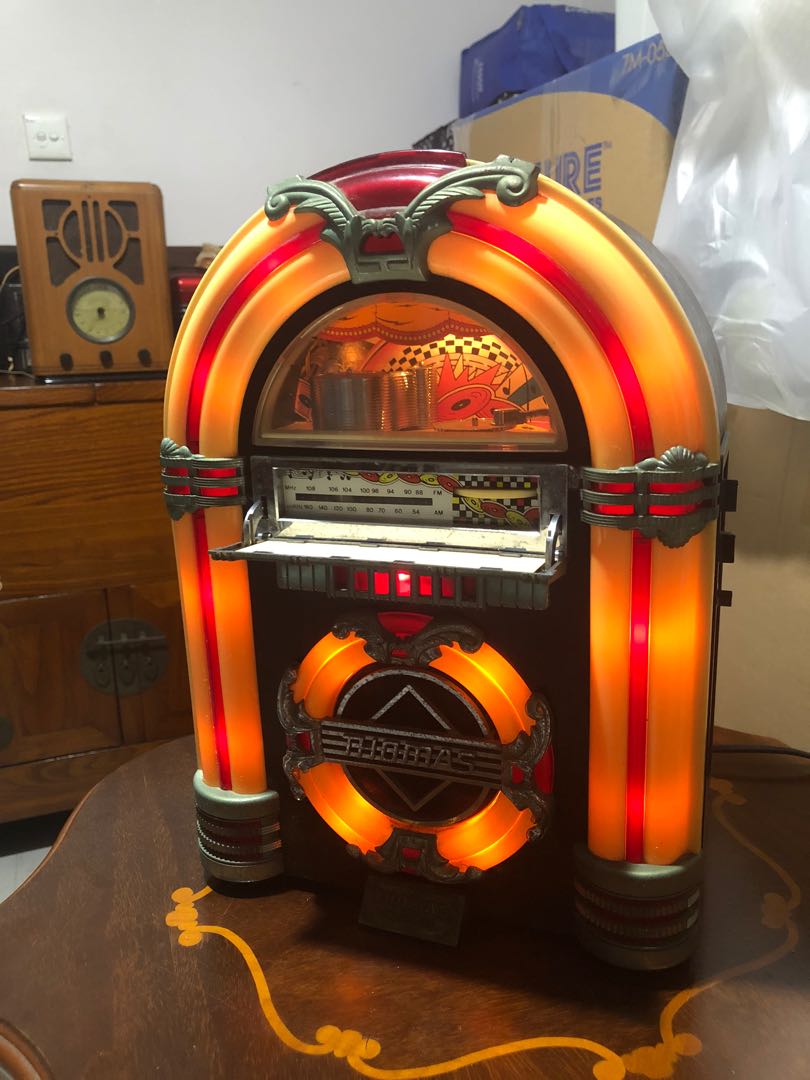 Antique Jukebox radio/cassette player, Hobbies & Toys, Memorabilia ...