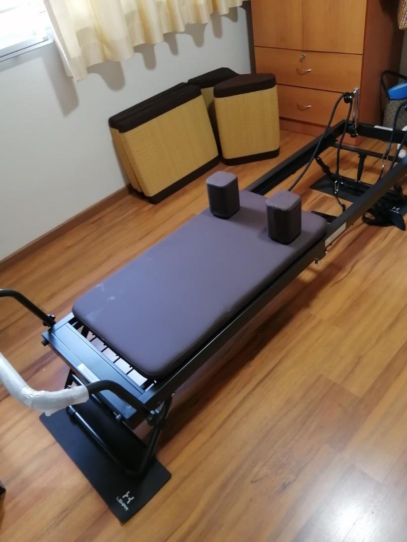 Pilates Foldable Reformer Bed Foldaway BN READY STOCK Black White ...