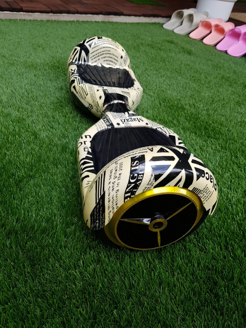 Retro-styled Hoverboard, Sports Equipment, PMDs, E-Scooters & E-Bikes ...