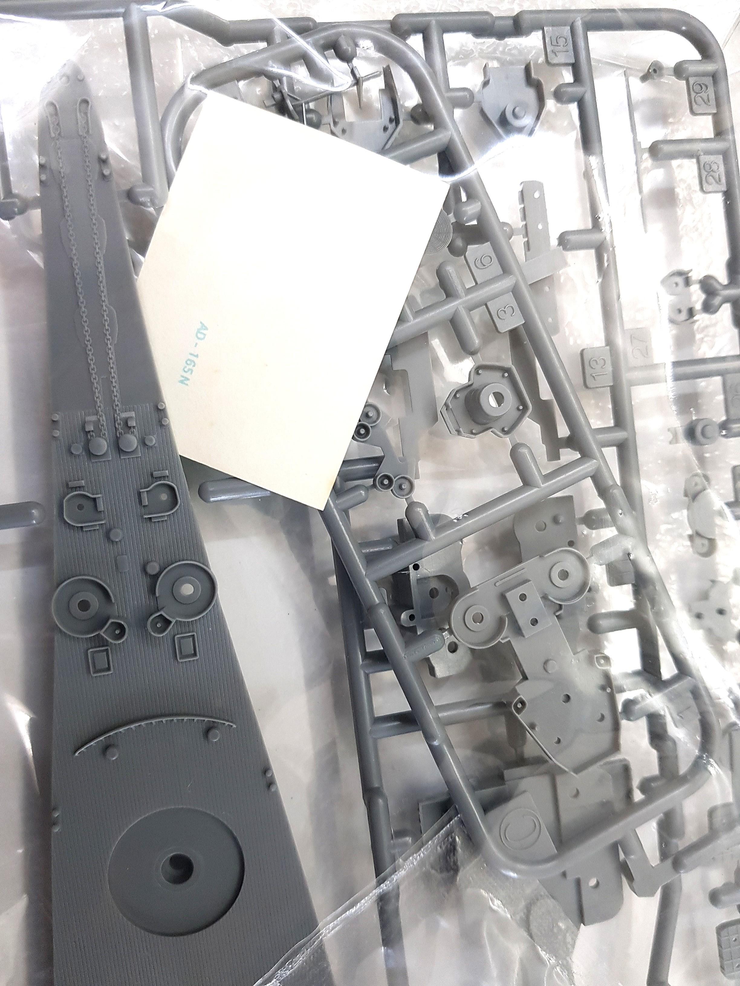 1/700 #31613 Tamiya Waterline USS Iowa Class Battleship Missouri BB-63 ...