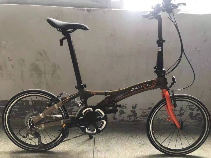 2021 DAHON VISC D18 (ARA083) 18速 20吋 鋁合金 折叠車 送水架前後蛙燈叮叮, 運動產品, 單車及配件, 單車 - Carousell