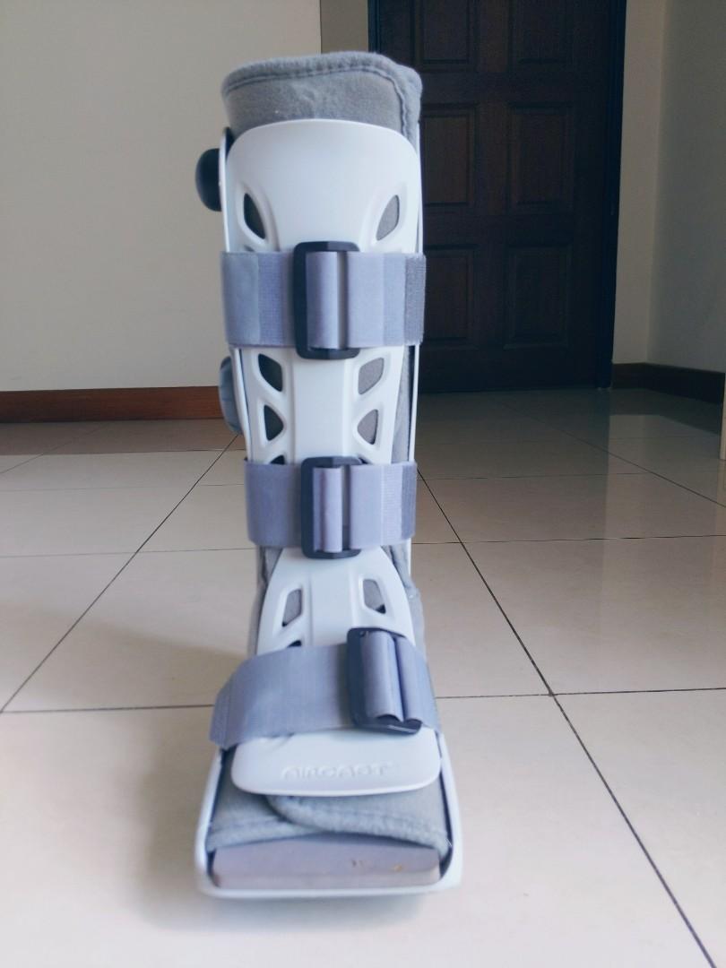 Aircast boot, Health & Nutrition, Assistive & Rehabilatory Aids ...