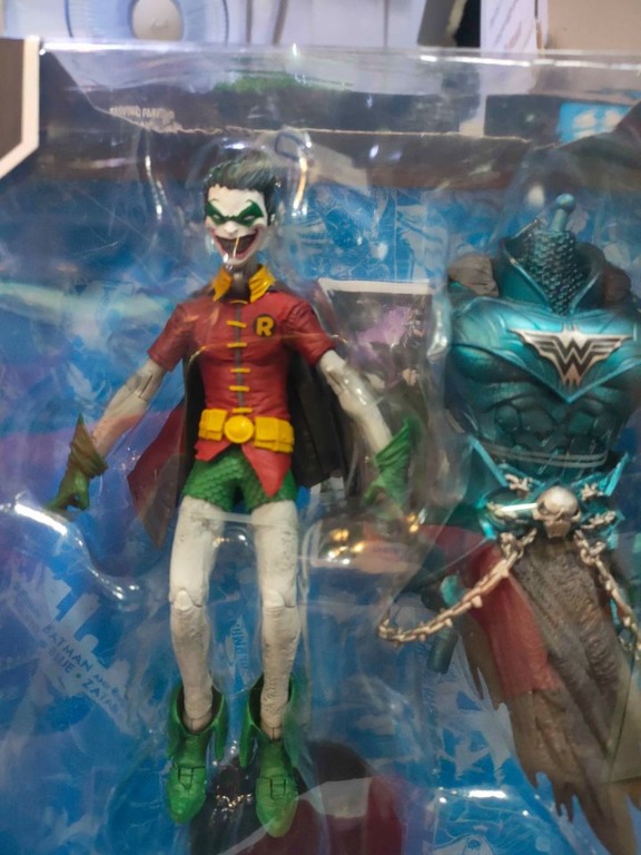 DC Multiverse Robin Earth-22 (grinning crow) McFarlane Toys, Hobbies ...