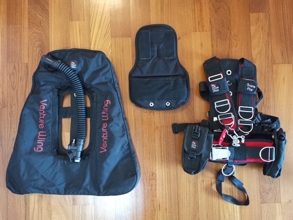 Dive Rite TransPac Harness with Venture Wings, Sports, Sports & Games ...