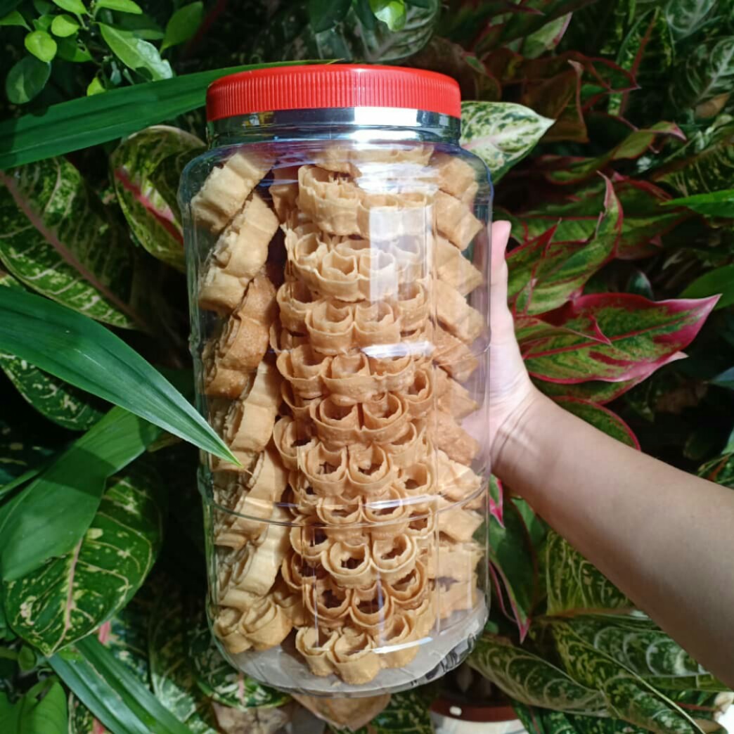 Kuih Goyang/Kuih Loyang/Kuih Rose/Sarang Tebuan, Food & Drinks ...