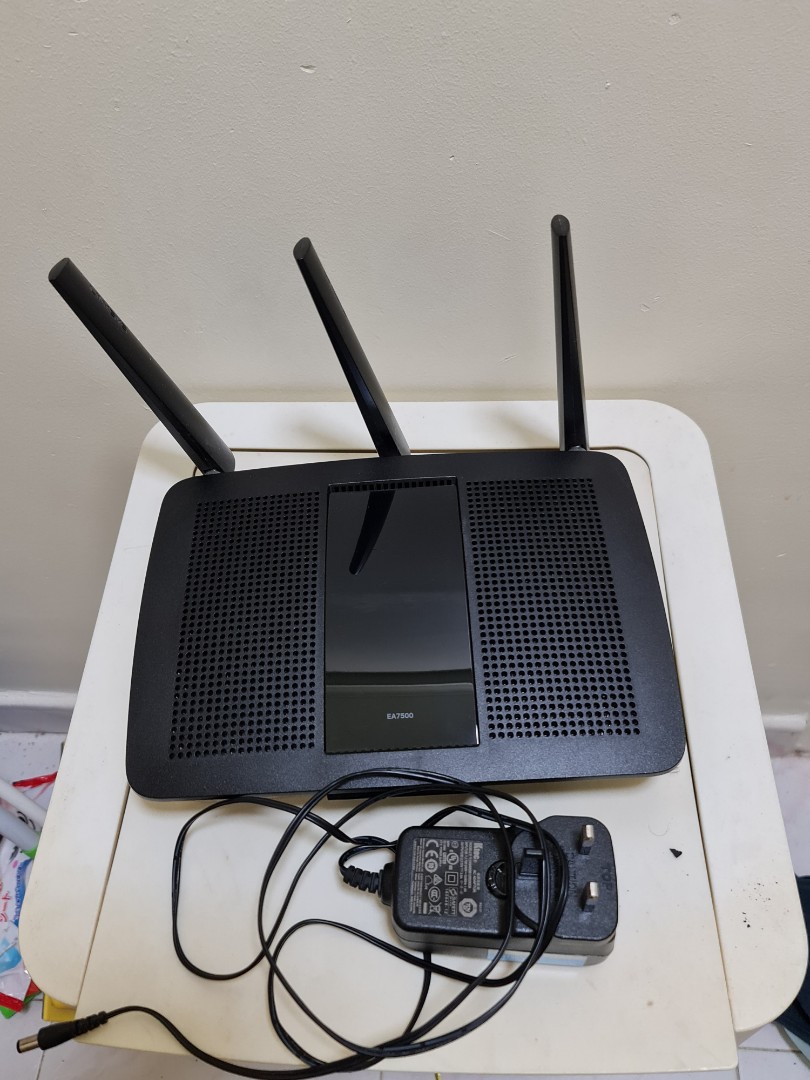 Linksys EA7500 . modem router with adapter, Computers & Tech, Parts ...