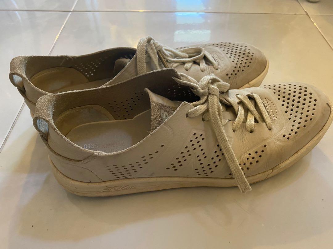 New Balance 300 Shoes, Men's Fashion, Footwear, Dress Shoes on Carousell