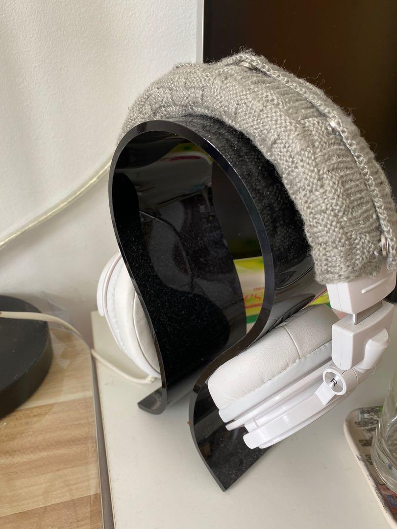 PVC Headphone rest, Audio, Headphones & Headsets on Carousell