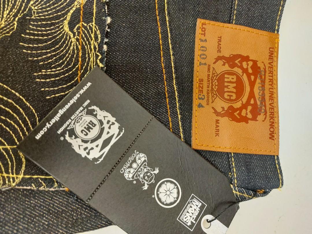 RMC Logo Gold Jeans, 男裝, 褲＆半截裙, 牛仔褲 - Carousell