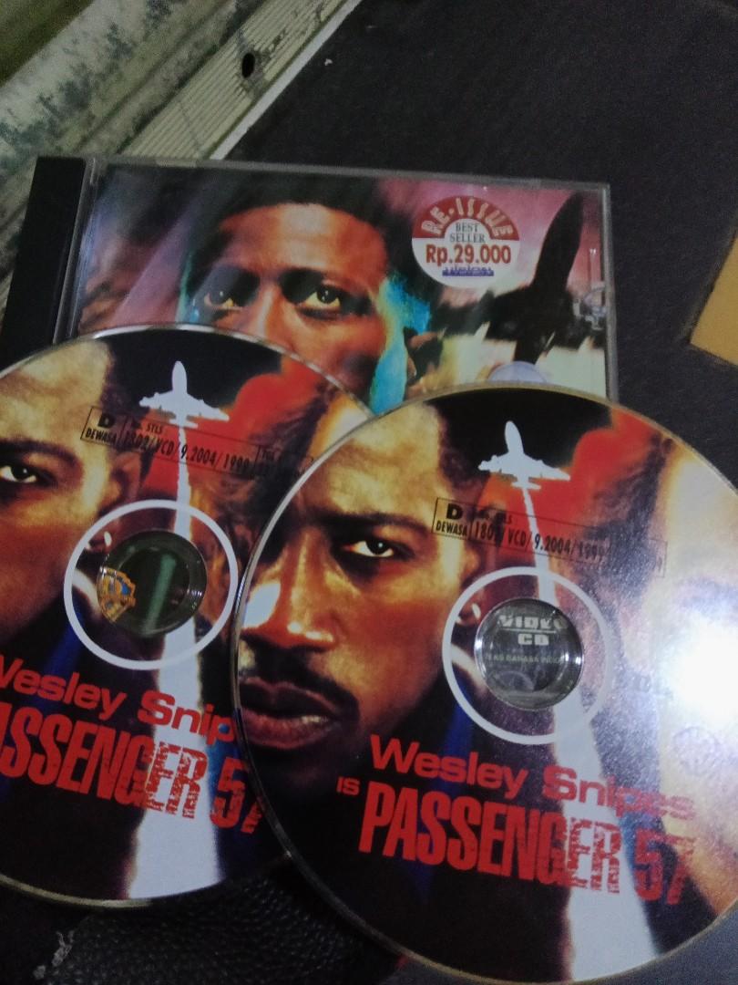 Vcd action WESLEY SNIPES, Musik & Media, CD, DVD & Lainnya di Carousell