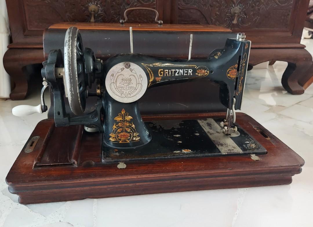 Antique Transverse Shuttle Gritzner sewing machine, Hobbies & Toys ...