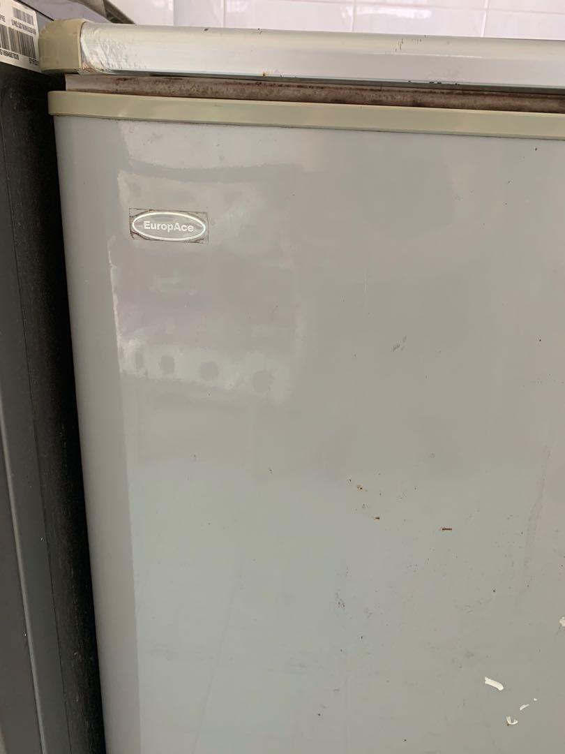 Large chest freezer, TV & Home Appliances, Kitchen Appliances ...