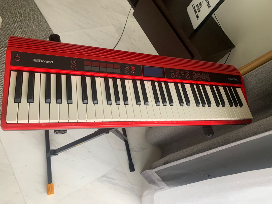 Roland Go-keys Keyboard and stand, Hobbies & Toys, Music & Media ...