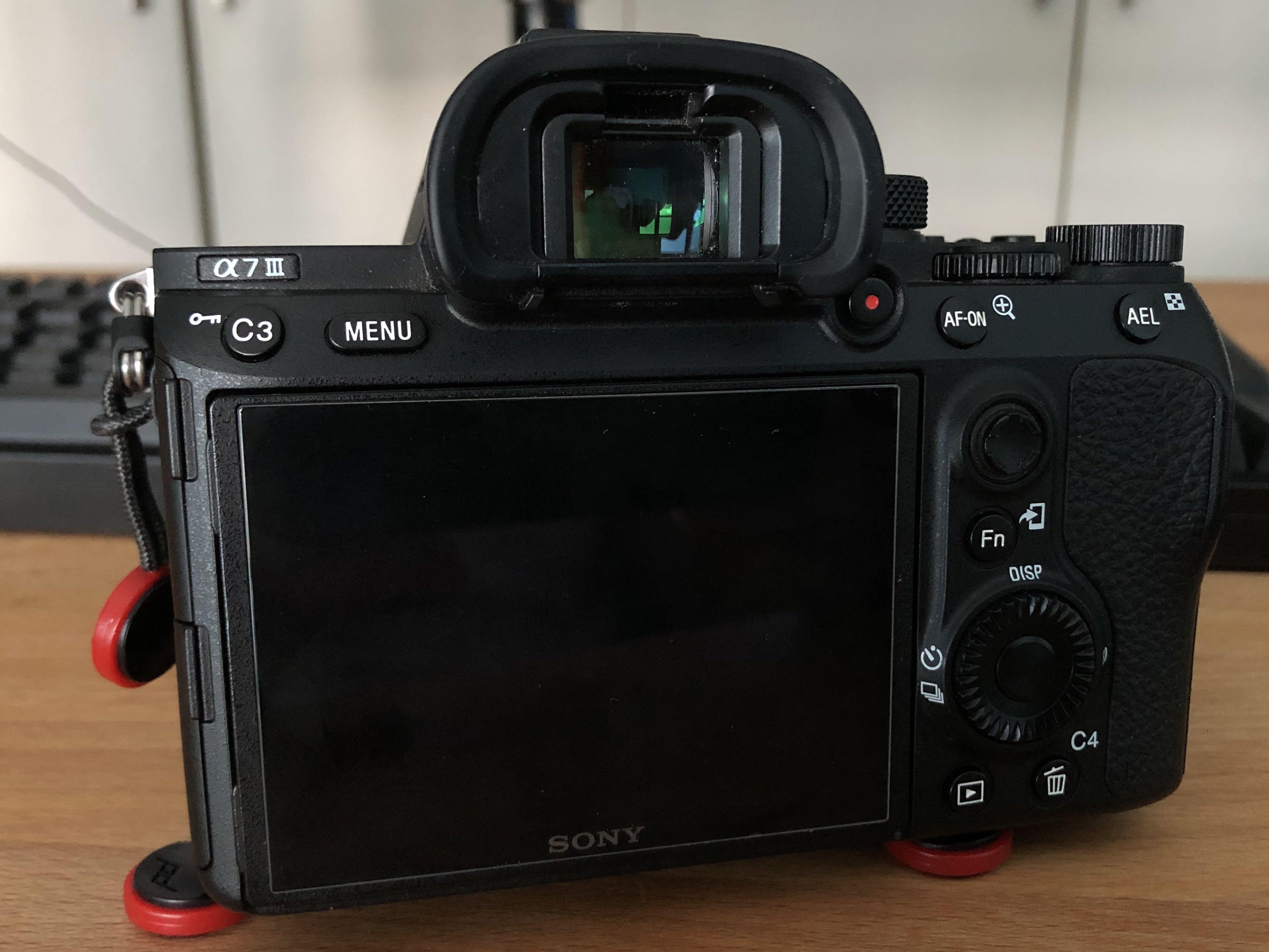 Sony a7iii (ILCE-7M3) body + box, Photography, Cameras on Carousell