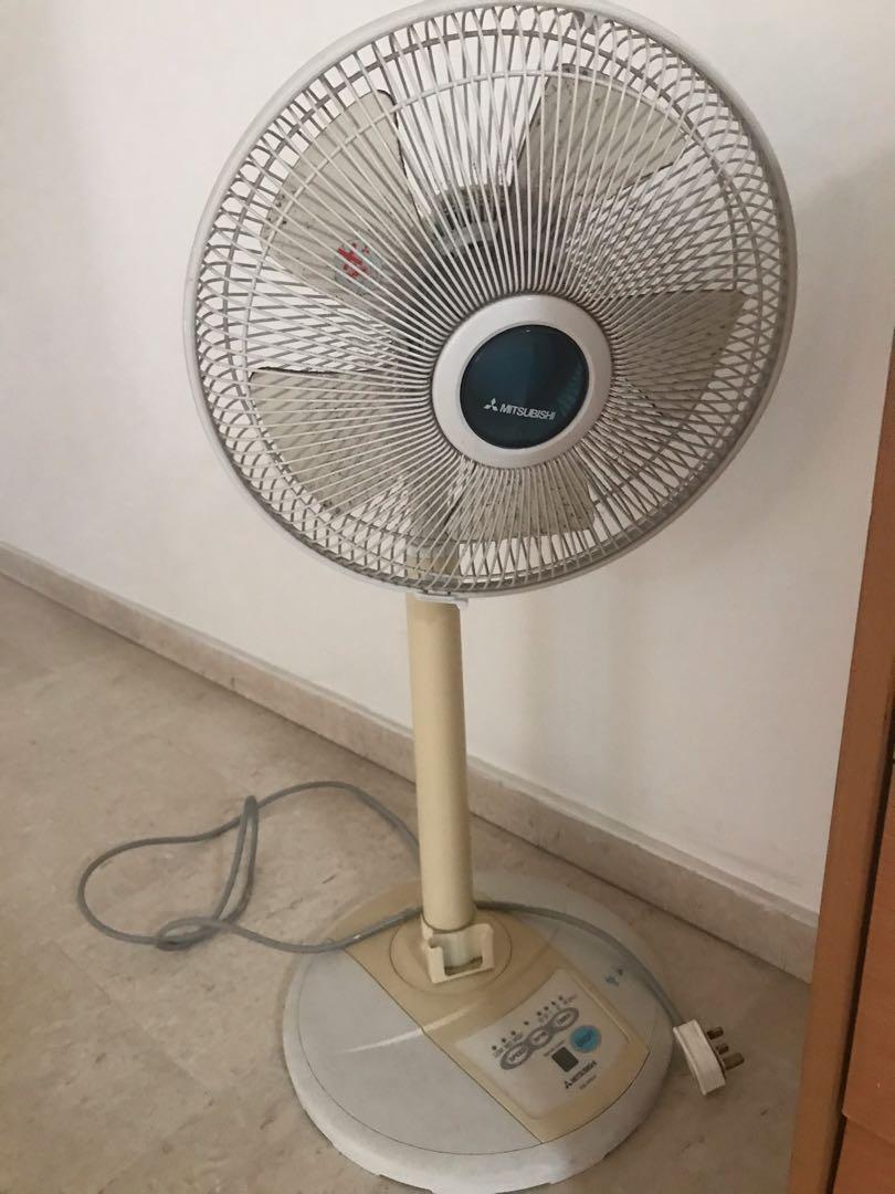 Standing table fan, Furniture & Home Living, Lighting & Fans, Fans on ...