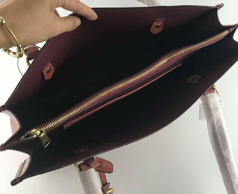 Coach Tyler Carry All, Women's Fashion, Bags & Wallets, Shoulder Bags ...