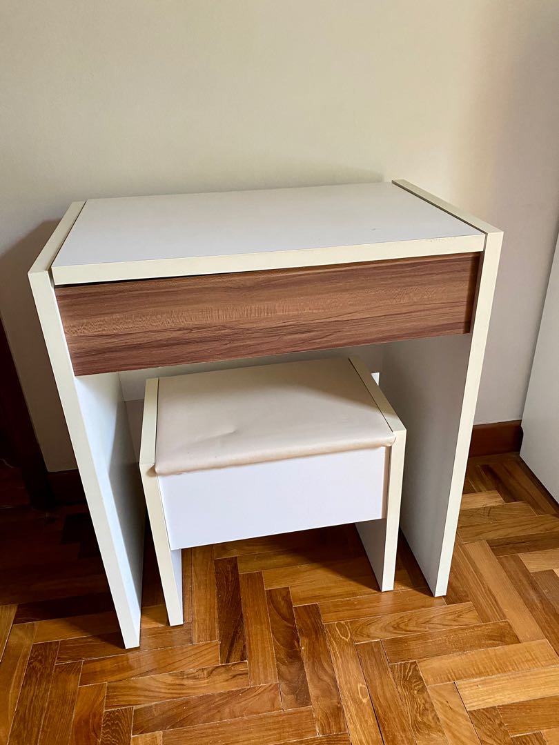 TO CLEAR! Dressing table with mirror and stool, Furniture & Home Living ...