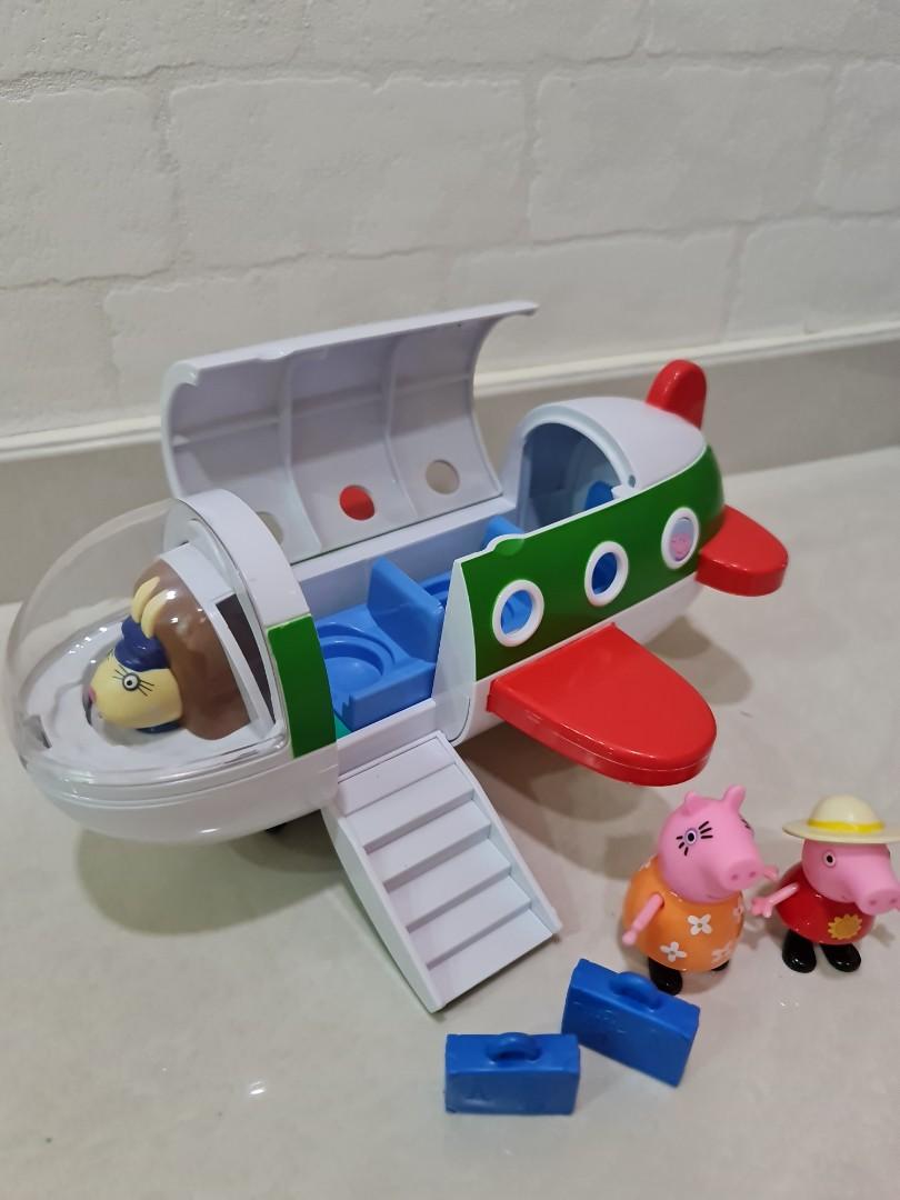 Peppa Pig Aeroplane with Luggage Figurines, Hobbies & Toys, Toys ...
