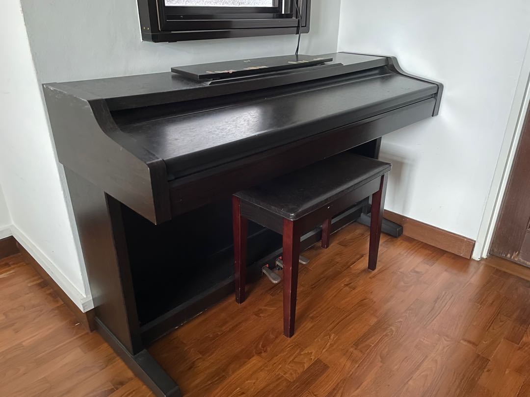 Digital Piano Yamaha Clavinova CLP-820 , Hobbies & Toys, Music & Media ...