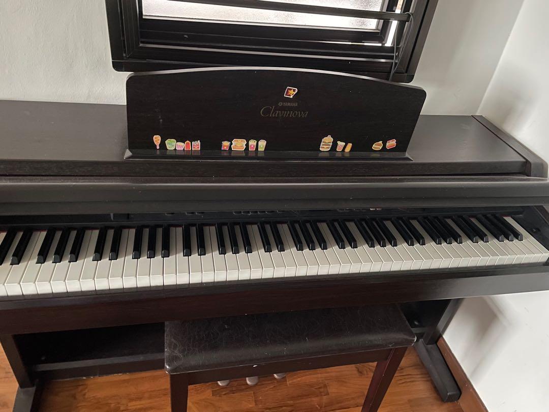 Digital Piano Yamaha Clavinova CLP-820 , Hobbies & Toys, Music & Media ...