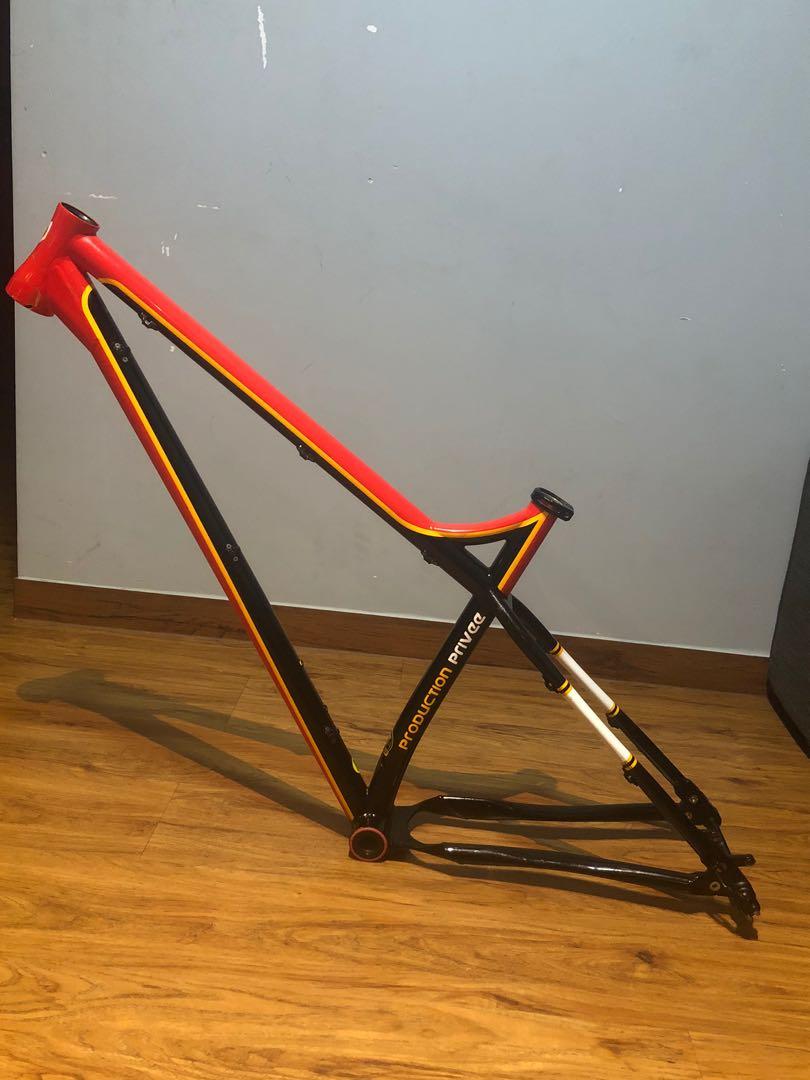Production Privee Shan GT (frame), Sports Equipment, Bicycles & Parts ...