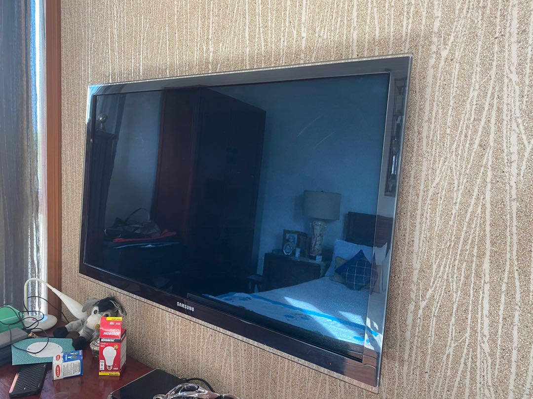 Samsung 46” Series 6 LED TV UA46C6200, TV & Home Appliances, TV & Entertainment, TV on Carousell