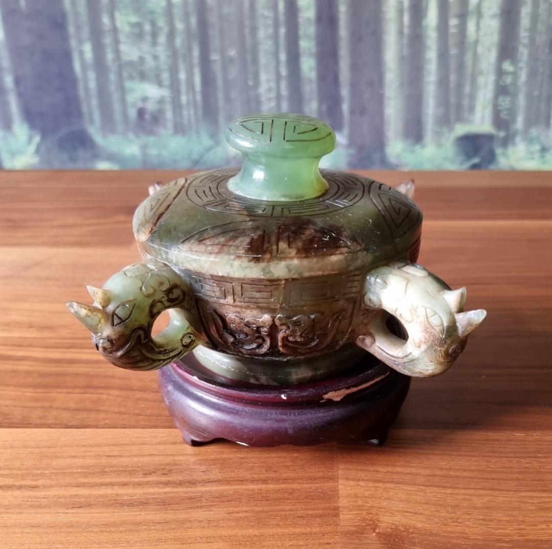 Antique Jade Display Pot, Women's Fashion, Jewelry & Organisers ...