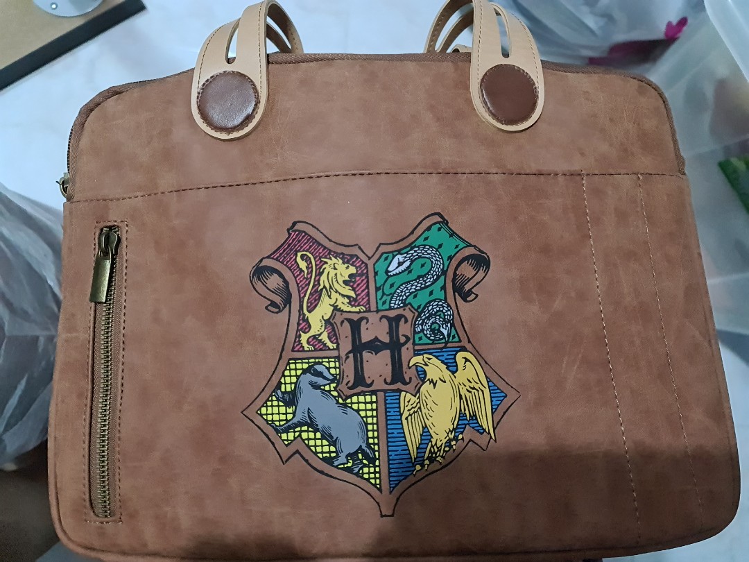 Brand New Harry Potter laptop bag (13 inch), Computers & Tech, Parts ...