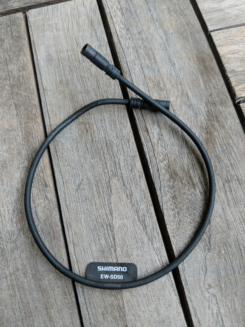 Di2 Cable 300mm EW-SD50, Sports Equipment, Bicycles & Parts, Parts ...