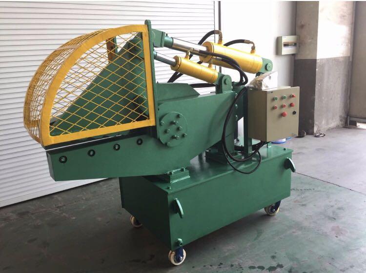Cable cutter shearer Alligator shear aluminium recycle machine AS 630 ...