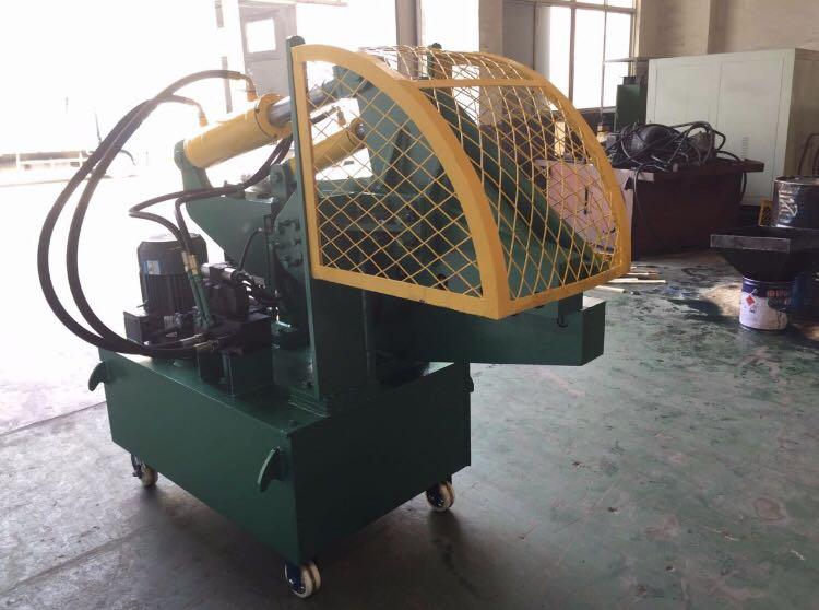Cable cutter shearer Alligator shear aluminium recycle machine AS 630 ...