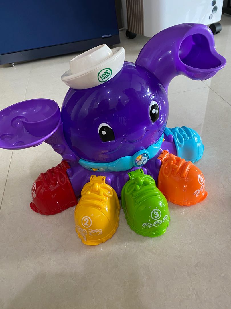 Leapfrog Peek-A-Shoe Talking Octopus, Hobbies & Toys, Toys & Games on ...