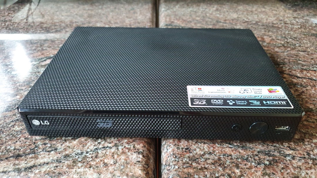 LG Blu-ray / DVD player BP450, TV & Home Appliances, TV & Entertainment ...