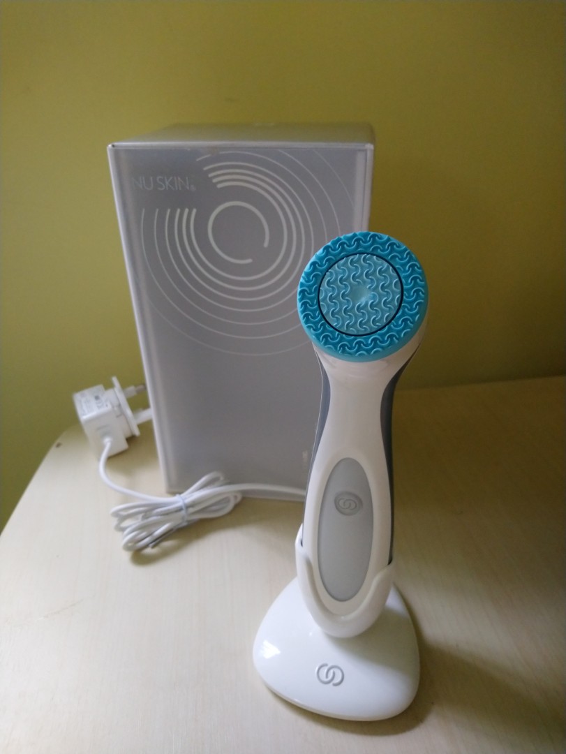 NU Skin LumiSpa 洗臉機, 美容＆化妝品, 健康及美容 - 皮膚護理, 面部 - 面部護理 - Carousell