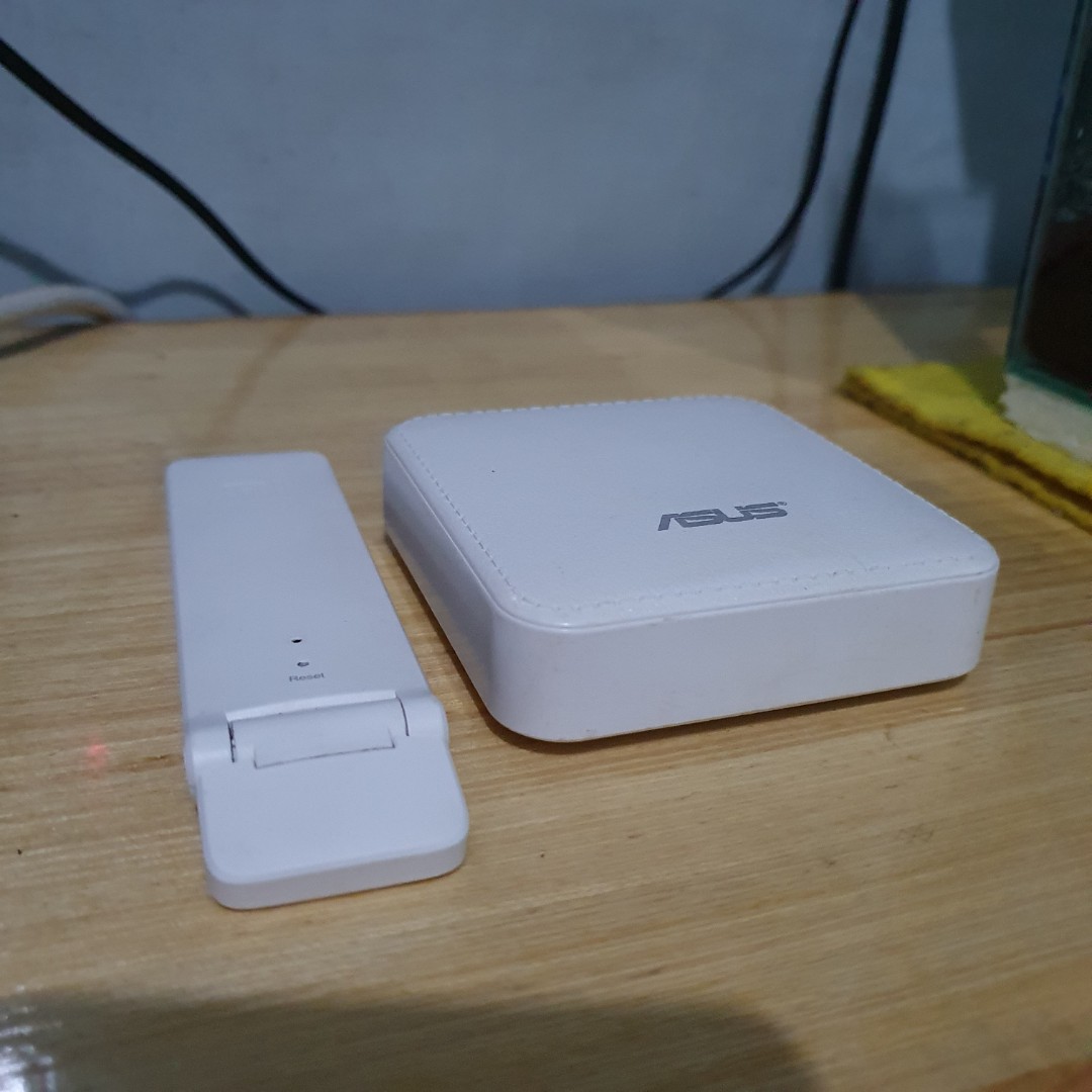 Portable WiFi Repeater with Power Bank, Computers & Tech, Parts ...