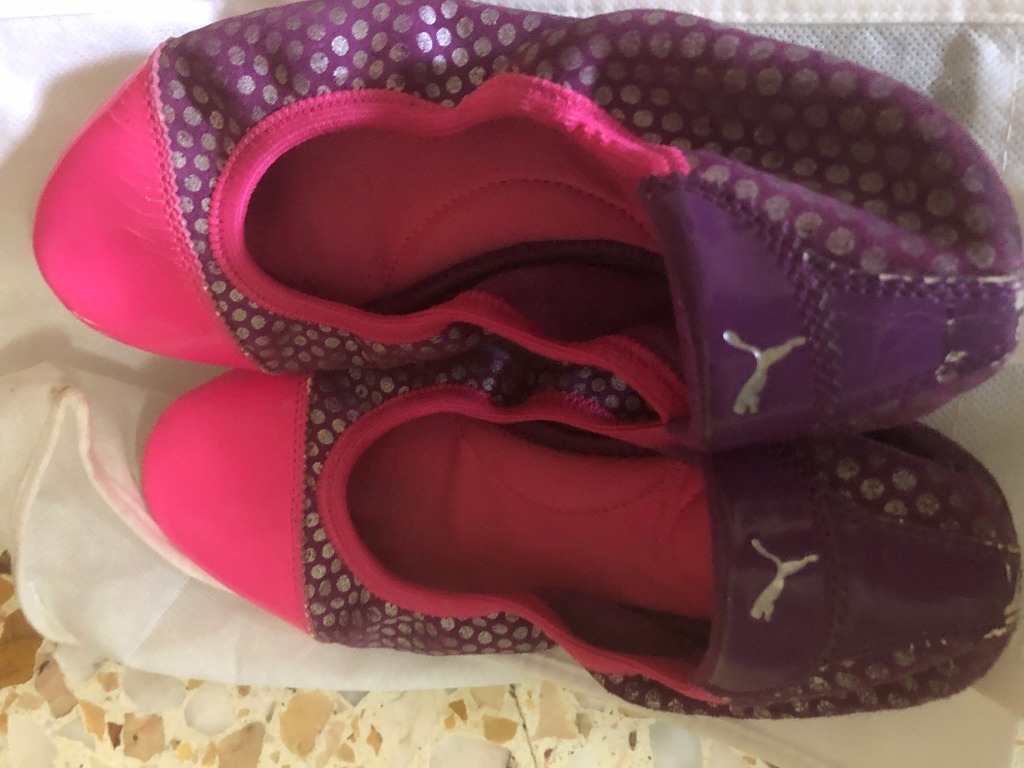 Puma Flats (US 7.5), Women's Fashion, Footwear, Flats on Carousell