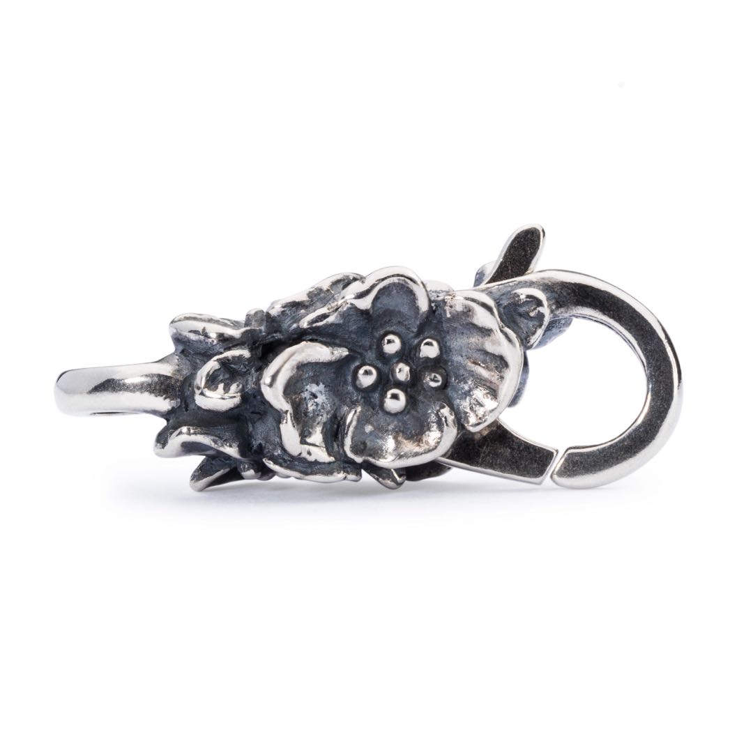 *Retired* Wild Cherry Lock, Women's Fashion, Jewelry & Organisers, Body ...