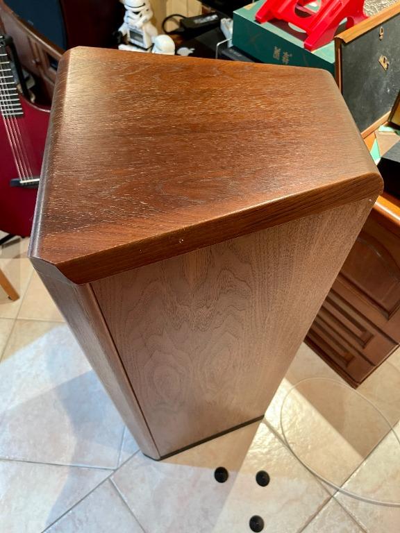 Tannoy D700 Floorstanding Speakers. (Tags: Harbeth, B&W, Dynaudio ...