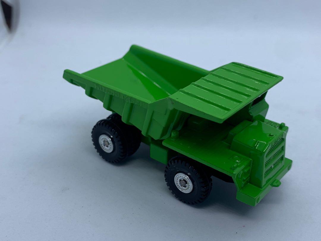 tomica tomy 黑盒 59 hitachi dump DH321 japan 日本製 泥頭車 工程車 綠色, 興趣及遊戲, 玩具 ...