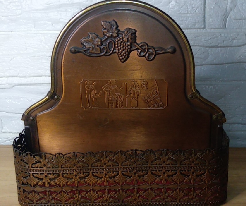 VINTAGE Metal WALL LETTER HOLDER, Hobbies & Toys, Memorabilia ...