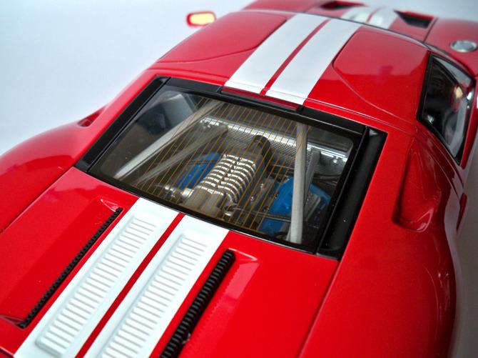 Ford GT40 Die Cast Toy Car 1:18 AutoArt Red/White Stripes, Hobbies ...