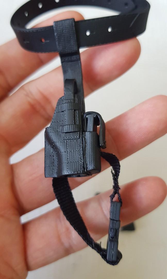 1/6 scale Medicom Japan Special Assault Team SAT pistol and drop down ...